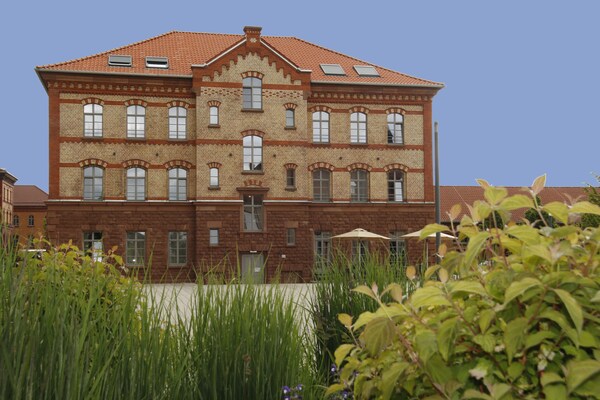 Amelie N°1 Hotel & Appartements - Landau
