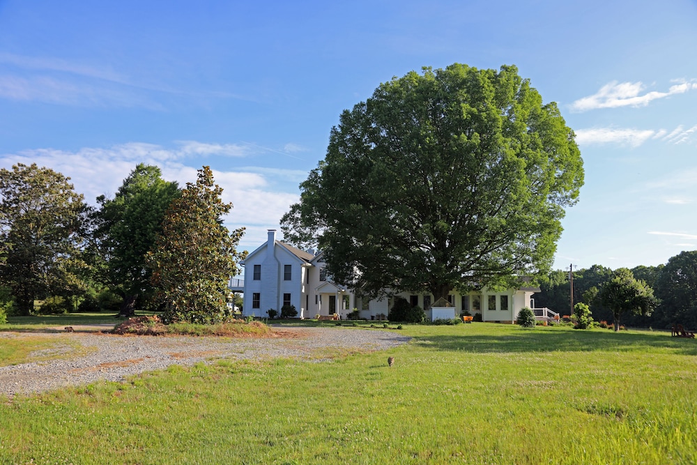 Villa Cathedral - Virginia