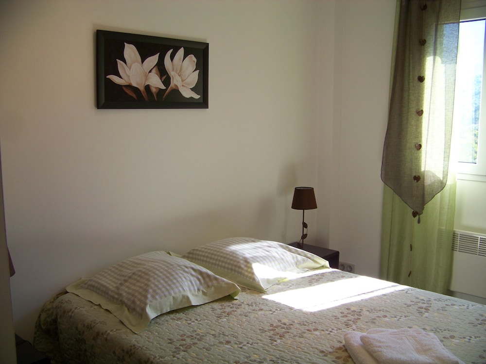 Apartment T3, With Heated Swimming Pool, Between Sea And Mountain - Galéria