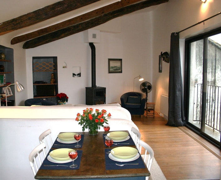 Tastefully Renovated Village House In Laroque Des Alberes. - Pyrénées-Orientales