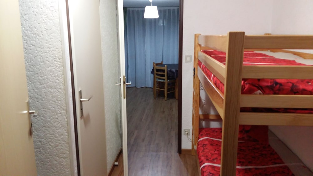 300m Du Téléphérique, Appartement Avec Balcon Dans Résidence Avec Parking - Pic du Midi