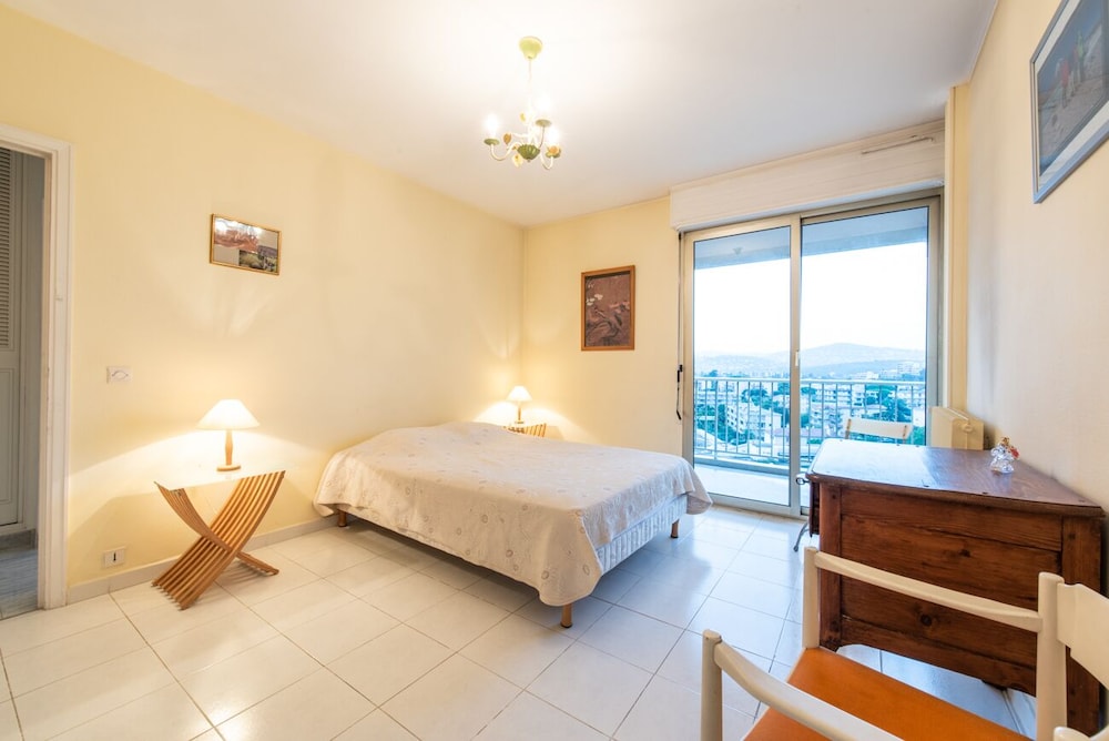 Wohnung 90 M2 - 3/4 Zimmer .. Mit Meerblick 160 ° .. 20m2 Meerterrasse - Antibes