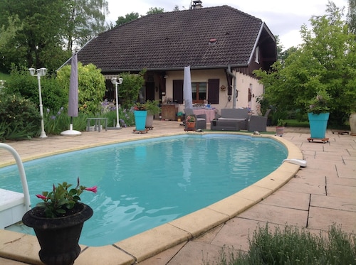 Maison Avec Piscine à 8 Km Du Lac D'annecy - Rumilly
