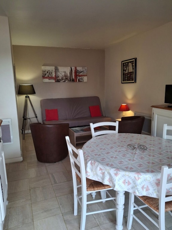 Appartement Met Zeezicht En Nauzan-strand - - Saint-Palais-sur-Mer