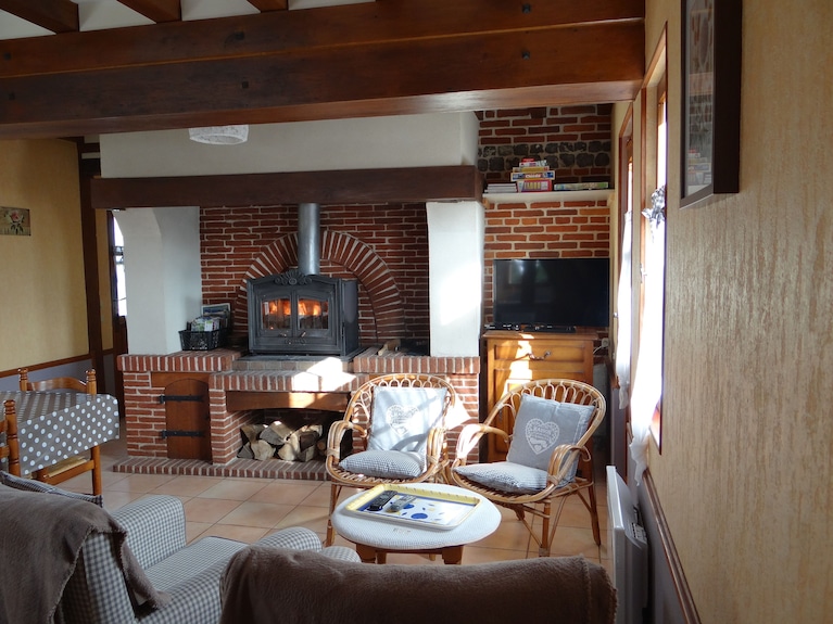 Gite Normand Typique à La Campagne - Eure