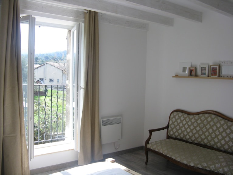 Location Dans Mas Provençal Au Pieds Des Alpilles - Camargue