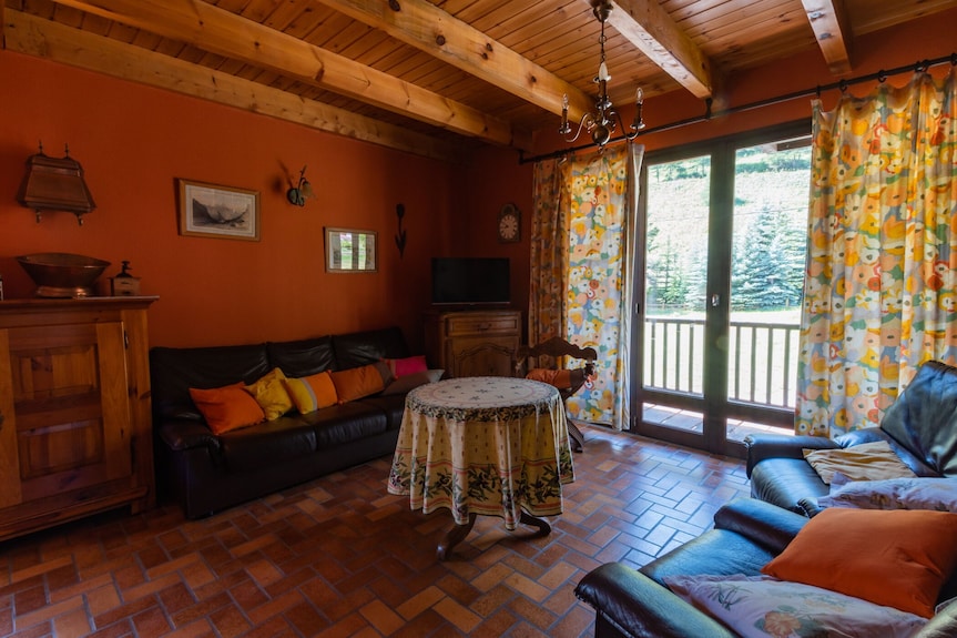 Location Chalet Parc Du Queyras Hautes Alpes 2-10 Personnes - Abriès