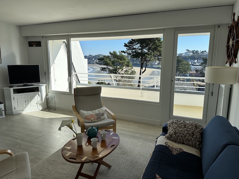 Mooi Zonnig Appartement, Uitzicht Op Zee, Directe Toegang Tot Het Strand Te Voet. Wifi - Perros-Guirec