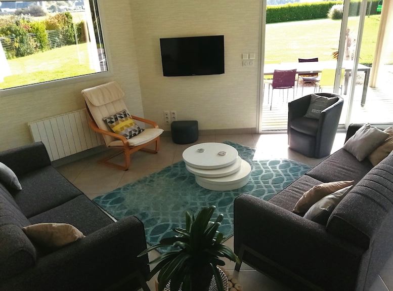 Villa Moderne Aux Sables D'or Avec Piscine Chauffée - Côtes-d'Armor