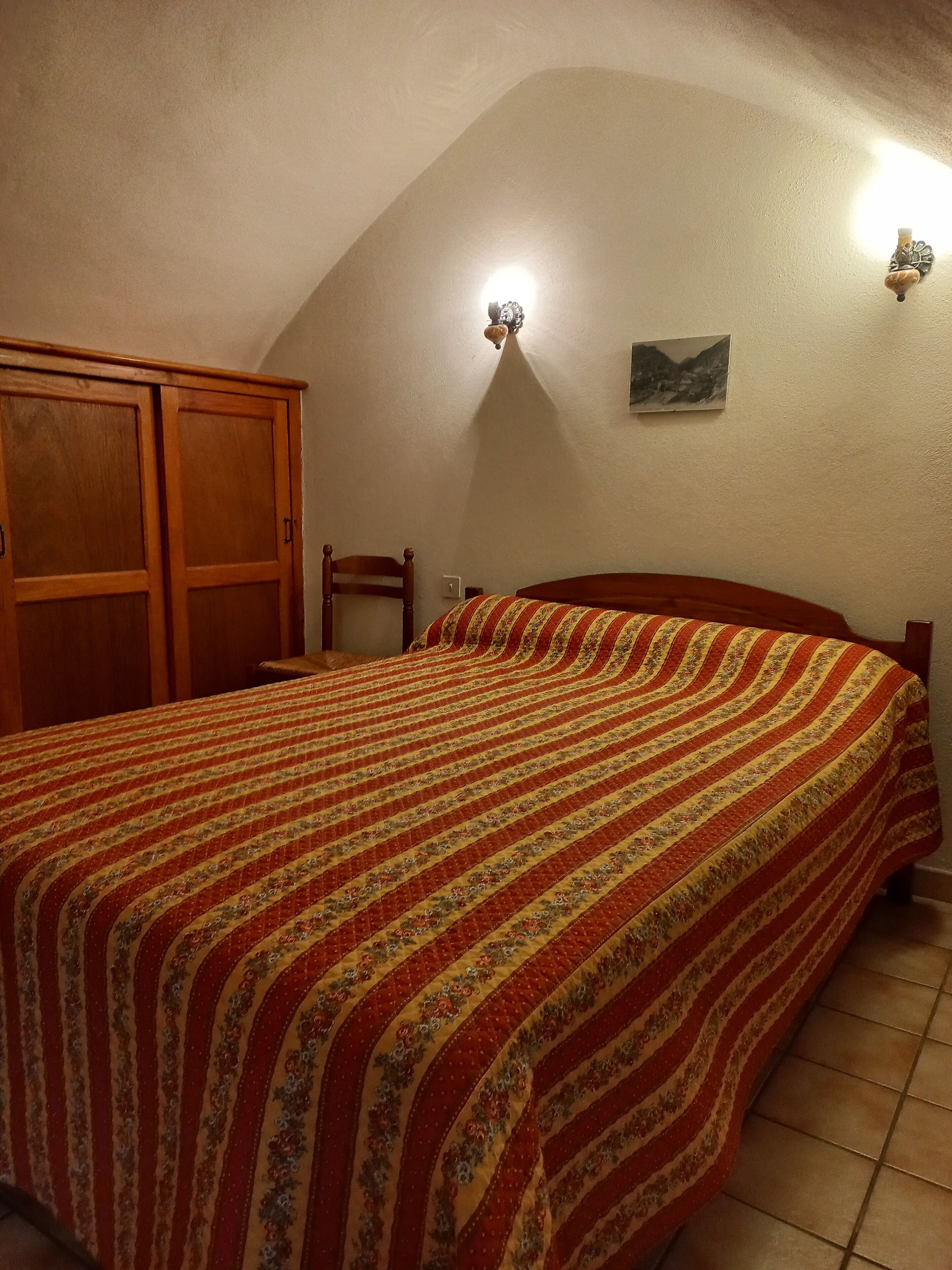 Belle Maison Voûtée De 1647(la Maison De Jeanne) - Sainte-Énimie