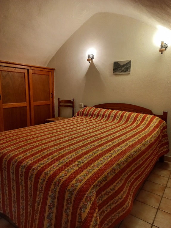 Belle Maison Voûtée De 1647(la Maison De Jeanne) - Sainte-Énimie