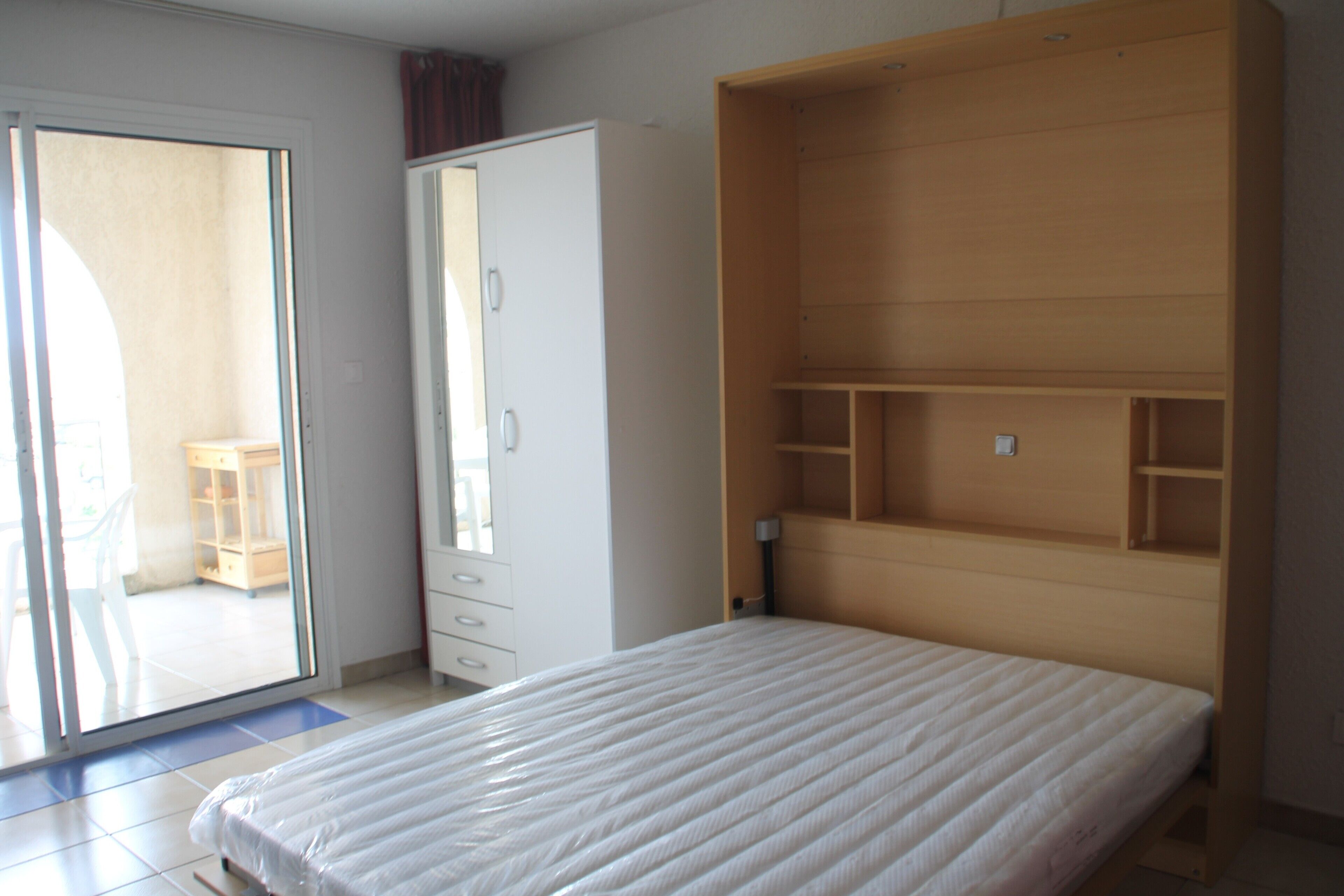 Apartment In Luxuriöser, Von Bäumen Gesäumter Residenz Mit Direktem Zugang Zum Strand - Korsika