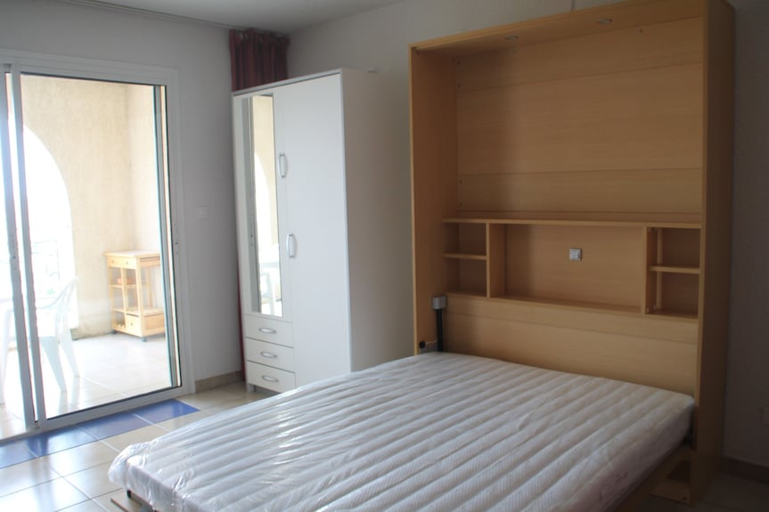 Apartment In Luxuriöser, Von Bäumen Gesäumter Residenz Mit Direktem Zugang Zum Strand - Korsika