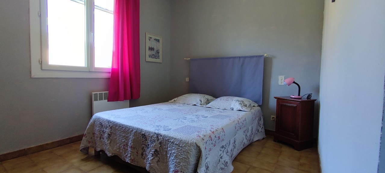 Petit Nid Douillet Et Climatisé Pour Vacances Paisibles - Aéroport de Bastia Poretta (BIA)