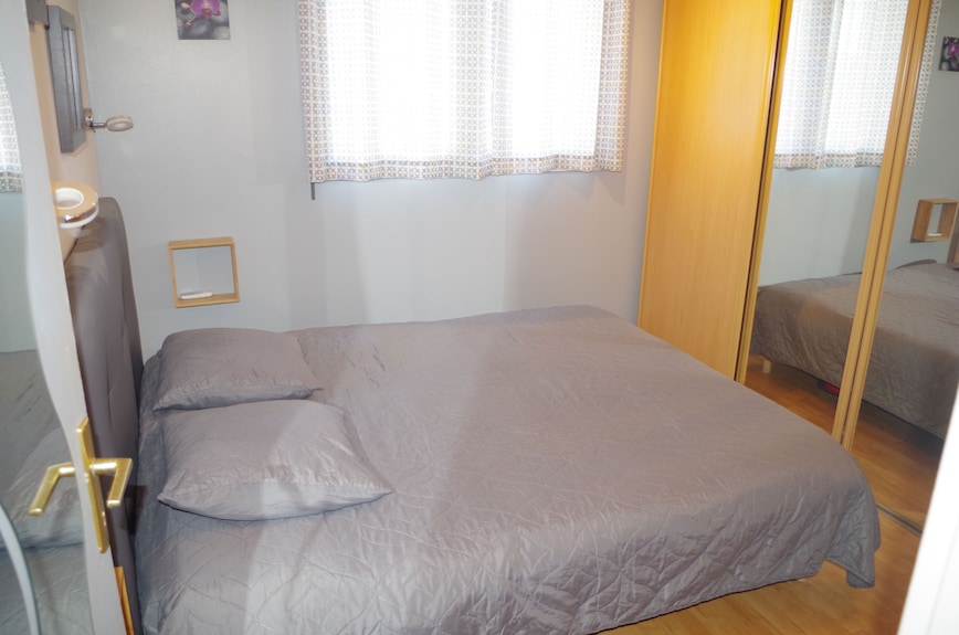 Appartement 2 Pièces Climatisé + Terrasse Résidence Avec Piscine - Sanary-sur-Mer