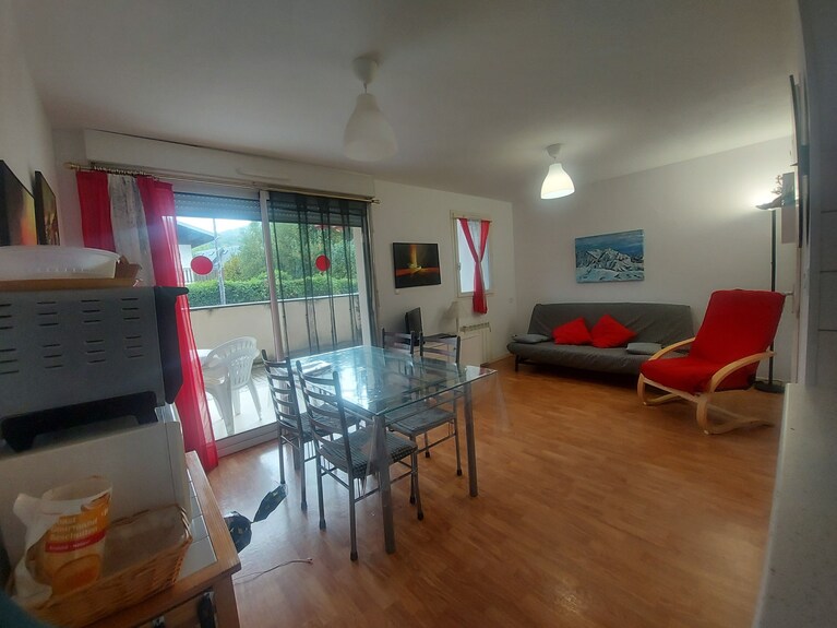 Proche Des Pistes, Rez-de-jardin Avec Parking, Navette Gratuite Pour Les Pistes - Pic du Midi