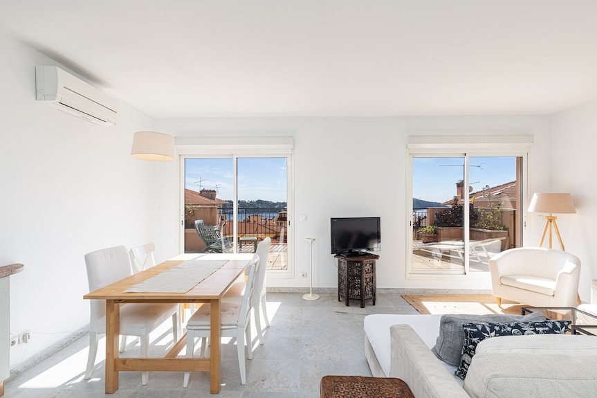 Bel Appartement Vue Mer - Terrasse - Climatisation - Villefranche-sur-Mer