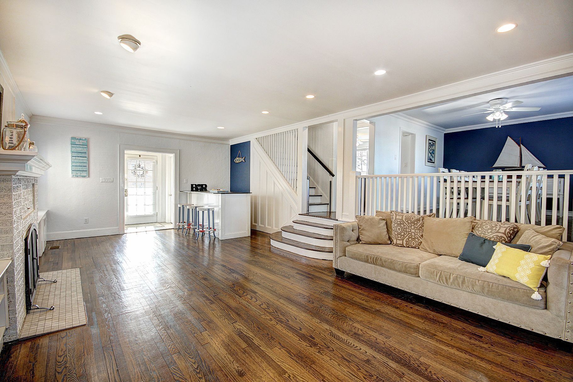 Waterfront Lake/beach House, Two Blocks To The Beach-central A/c -7 Lake Terrace - Point Pleasant, NJ