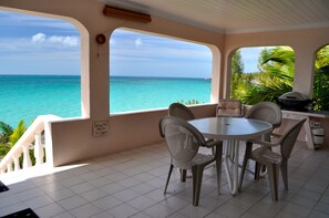 Waterfront. Private sea entry. Gazebo, Kayaks, Wifi. 300ft to Rainbow ...