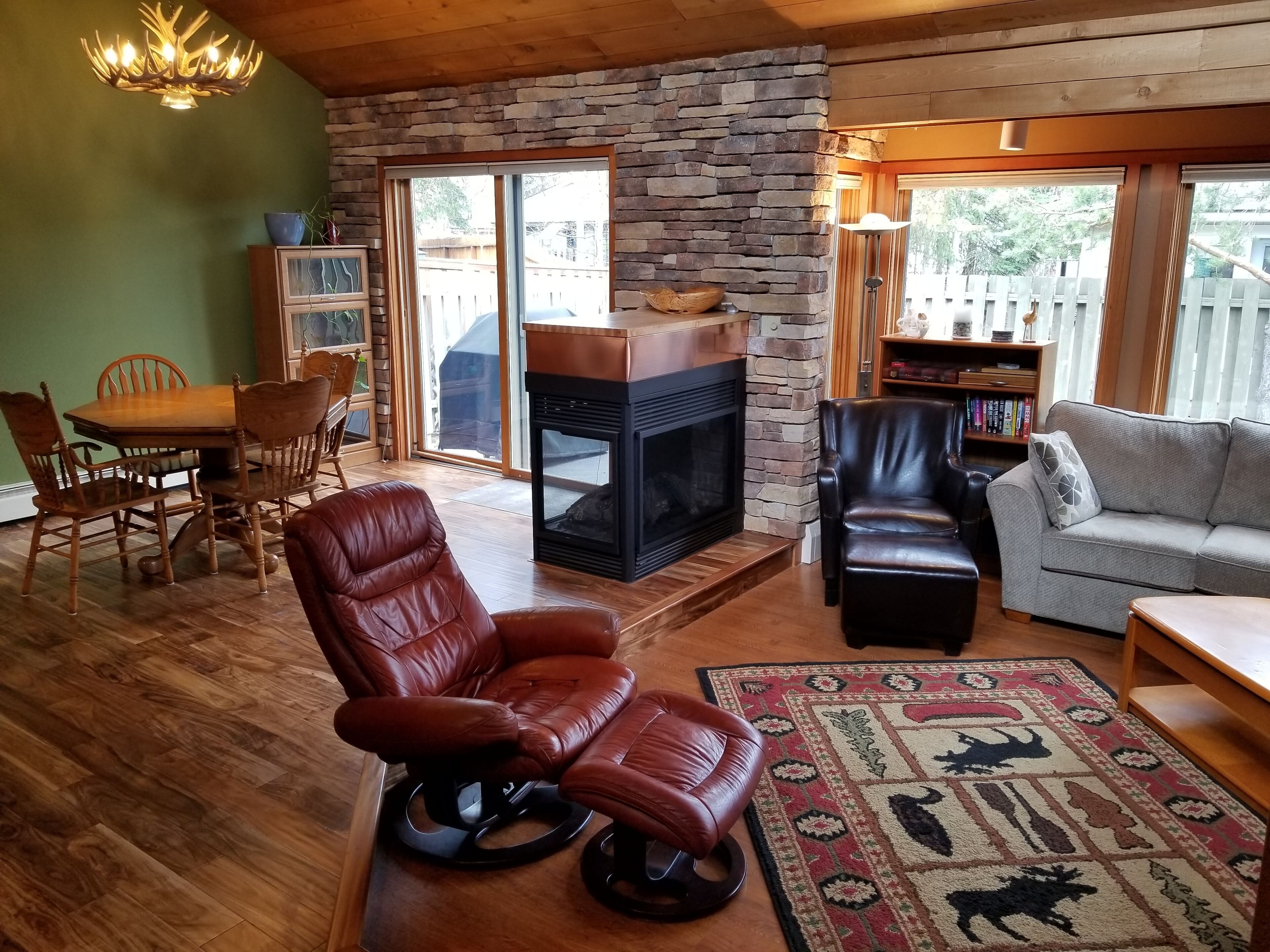 Chugach Foothills Chalet: Un Refugio Encantador Y Tranquilo Al Este De Anchorage. - Alaska