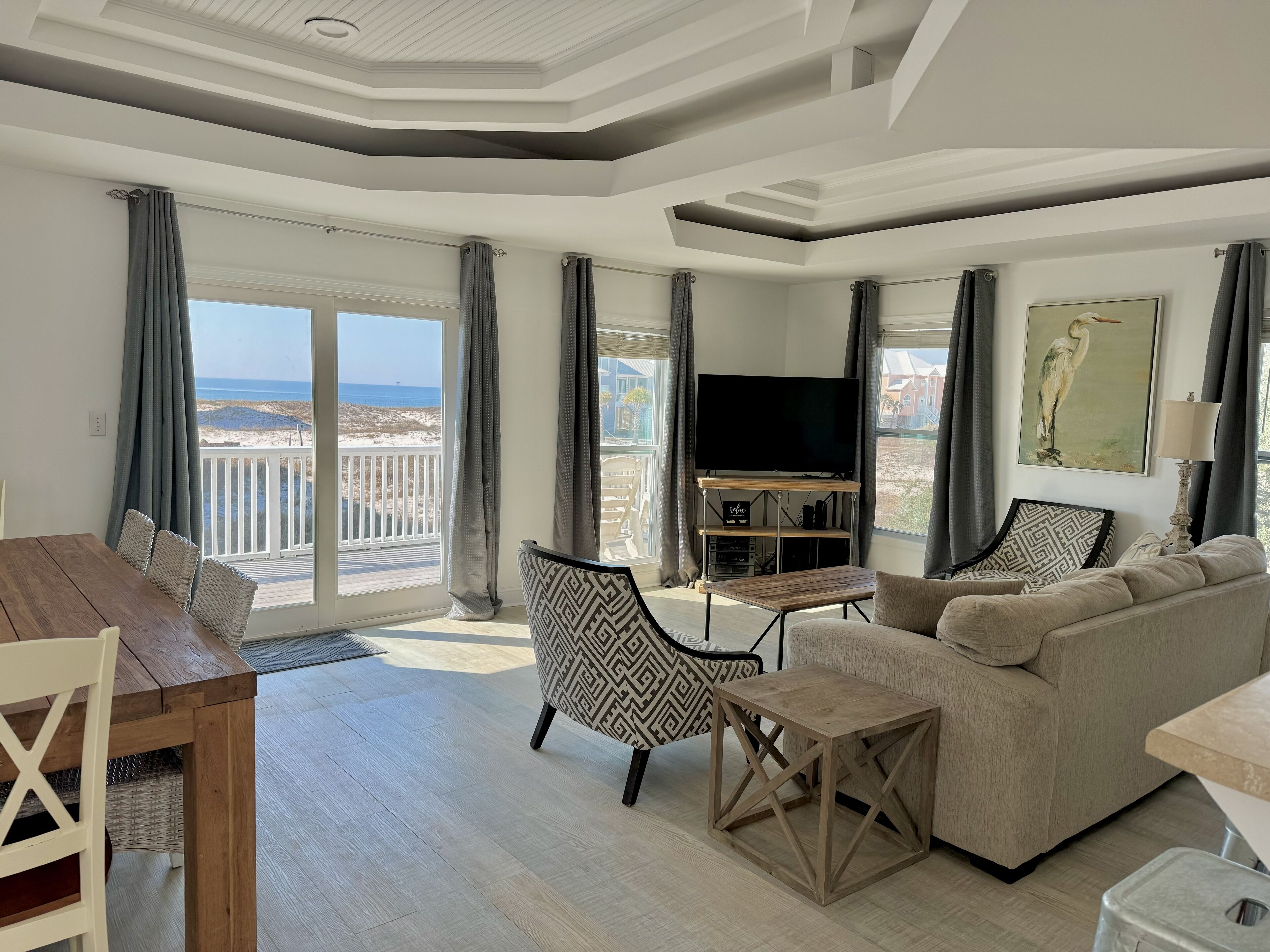 New Renovation 2024 Direct Gulf View! White Beach Dolphins 4 Bedrooms, 3.5 Bath - Alabama