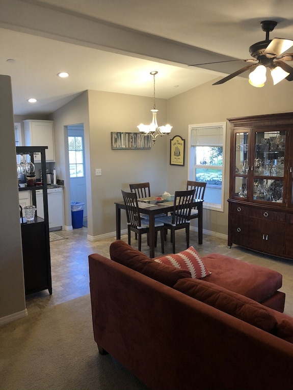 Quiet Guest Home With Beautiful Views +Heated Pool And Jacuzzi! - Fallbrook, CA