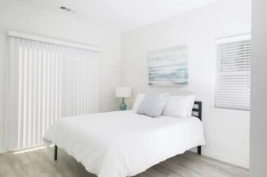 Chic 2br Sonoma Condo + Patios - Napa Valley, CA