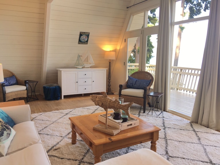 Waterfront & View-near Seattle On Lake Sammamish In Bellevue - Bellevue