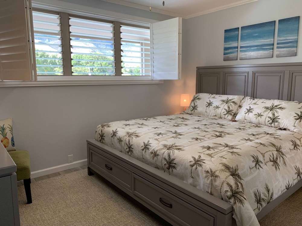 Aloha Kai Oceanfront On Molokai, Top Floor, Modern, Peaceful Comfort, Pool - Hawaii