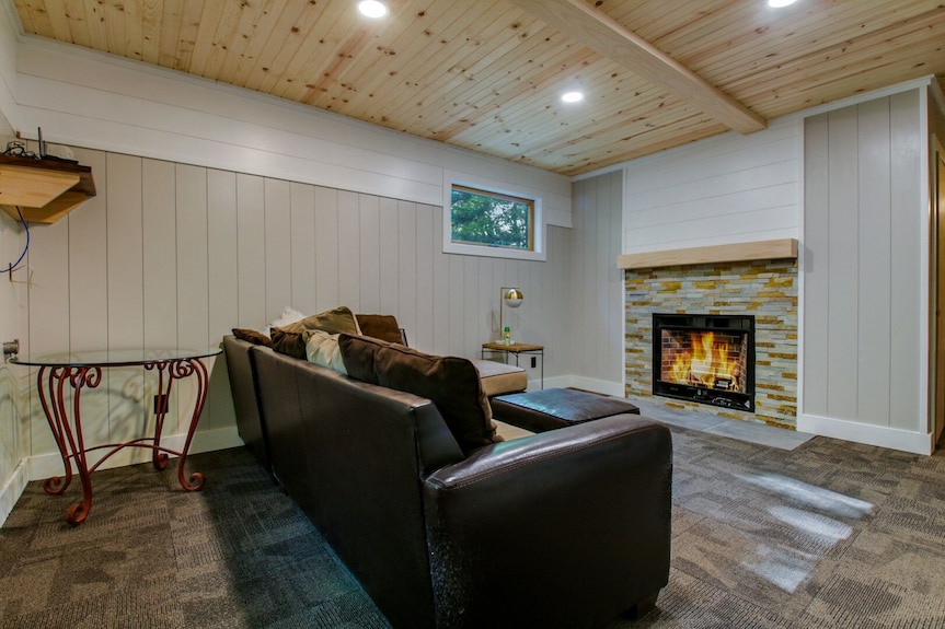 “The Tree Fort” On Lower Long Lake - Wisconsin