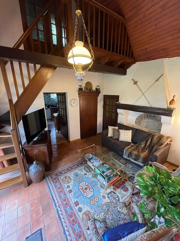 Ferme Du Xvième Siècle à 30 Minutes Du Mans Et Du Circuit. - Sarthe