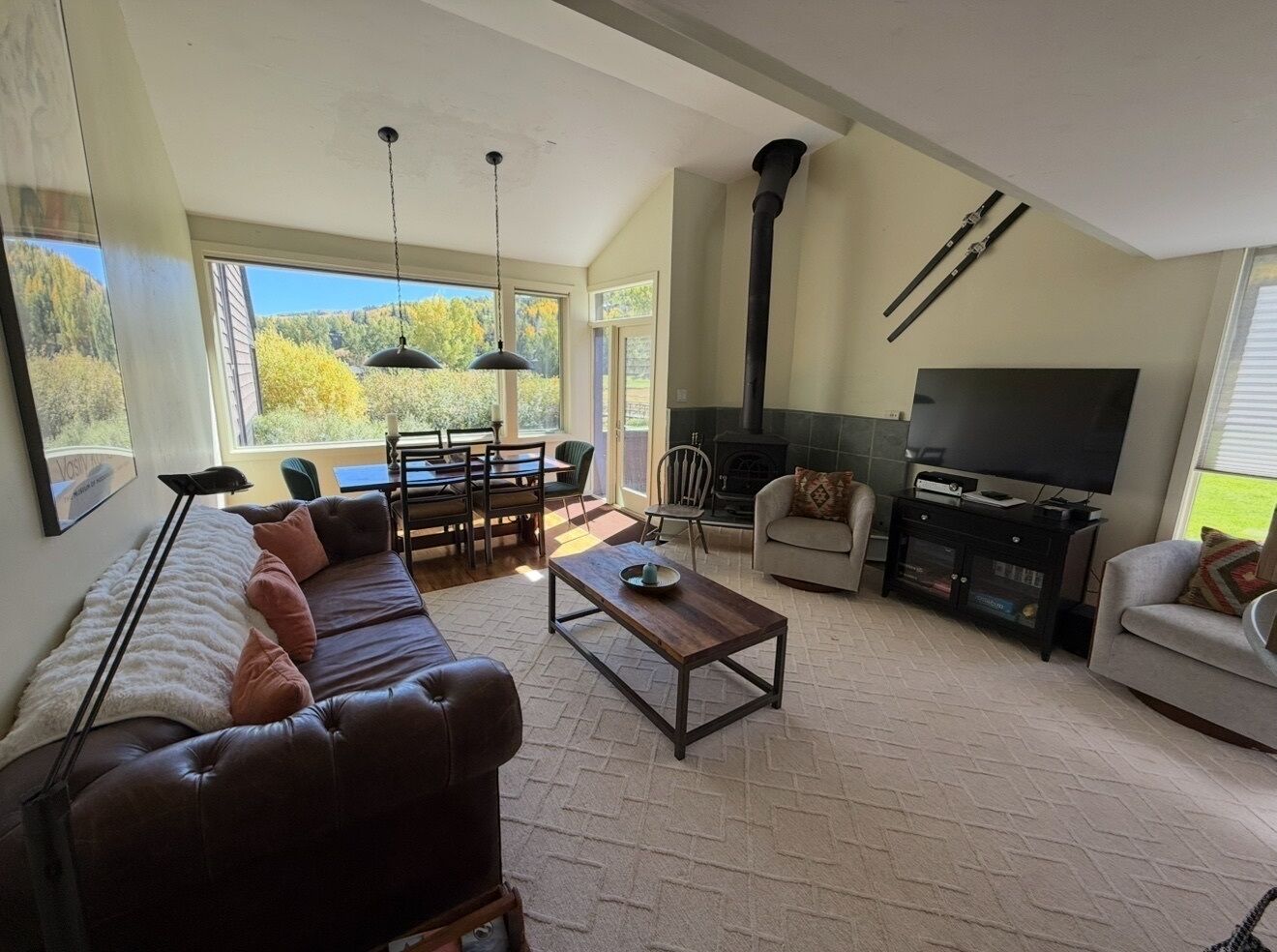 Modern 3 Bdrm, 3 Bath, 3 Floor Condo With Amenities Galore In A Great Location! - Snowmass Village, CO