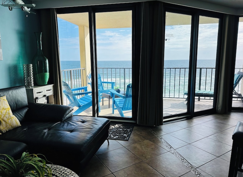 Lavish Ocean Oasis! Directly On The Gulf, Powdered Sand - Abundant Amenities! - Orange Beach, AL