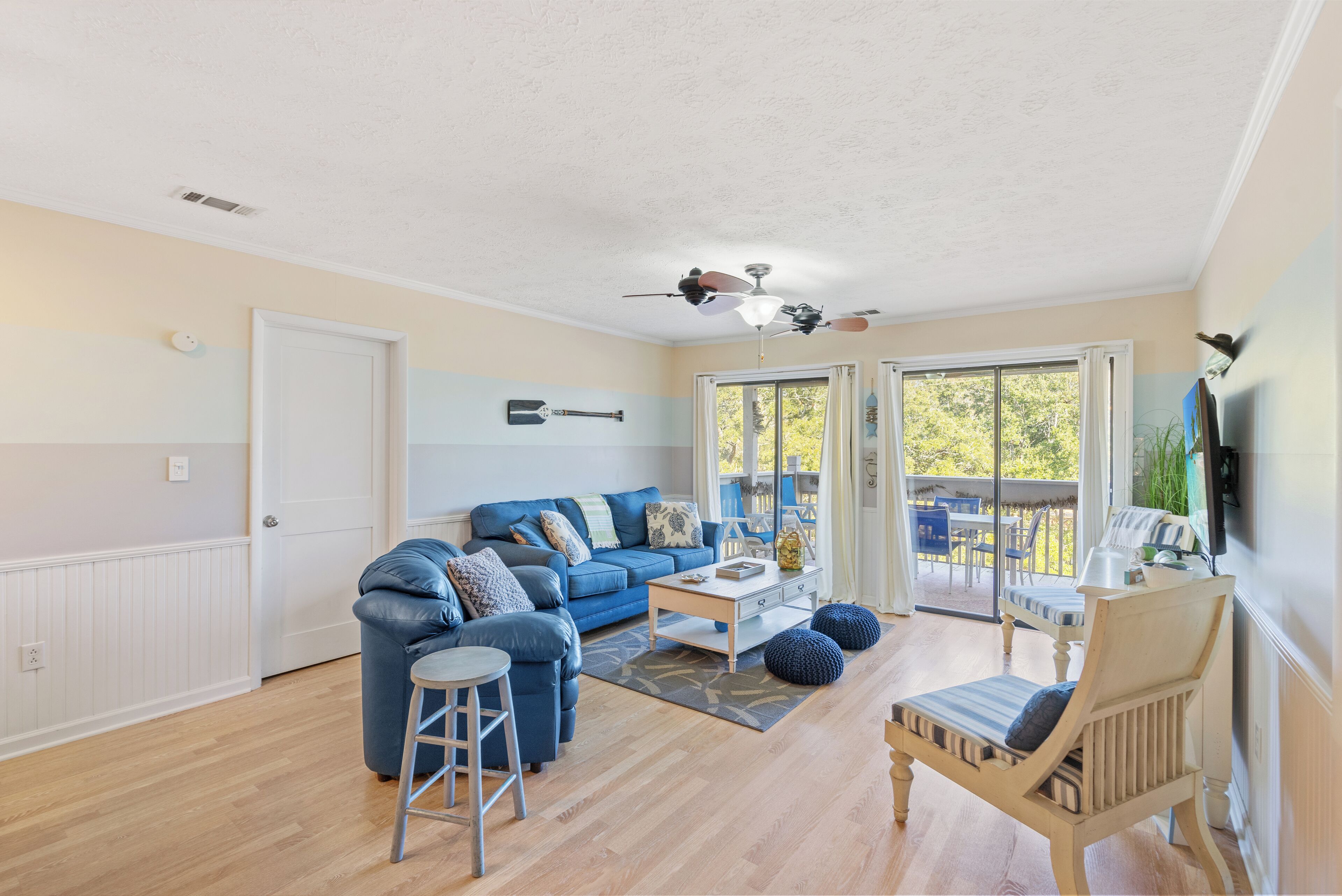 Need To Get Away? Updated Condo 1 Block To Beach - Surfside Beach, SC