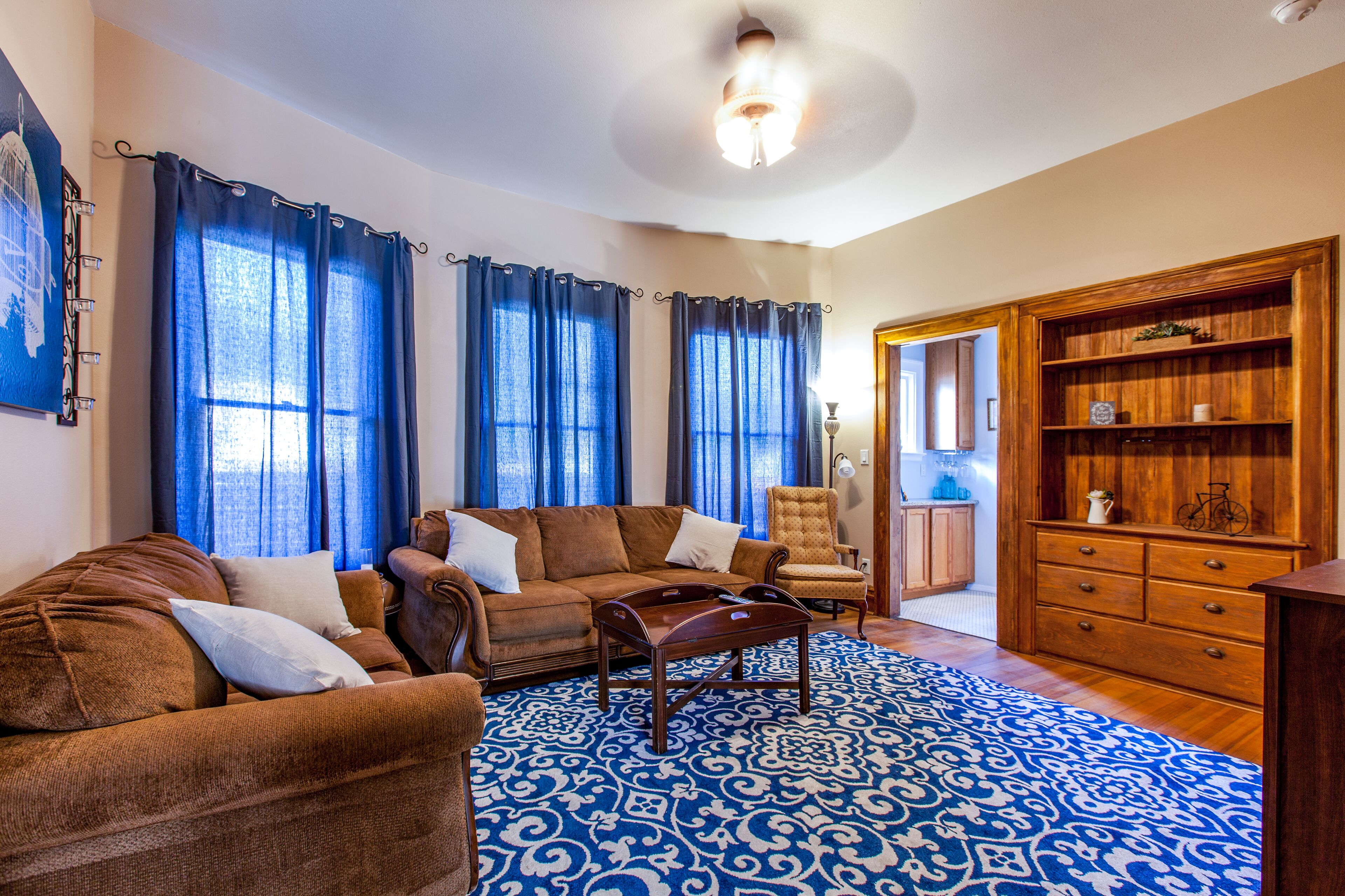 Gray Gables - Central Victorian With Romantic Flair - Grand Junction, CO