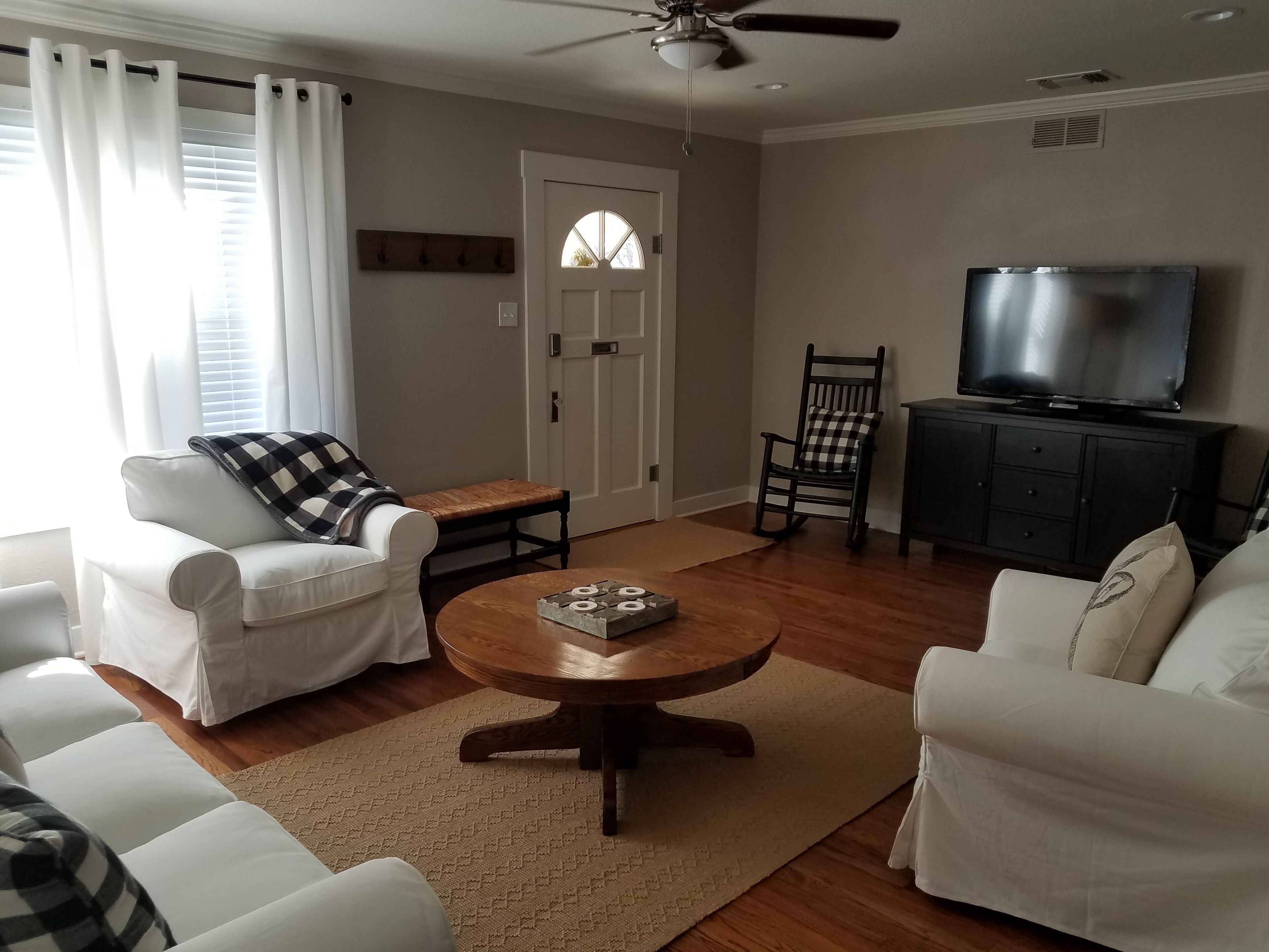 6 Blocks From Downtown Main Street- Great For Families & Girls Weekend - Fredericksburg, TX