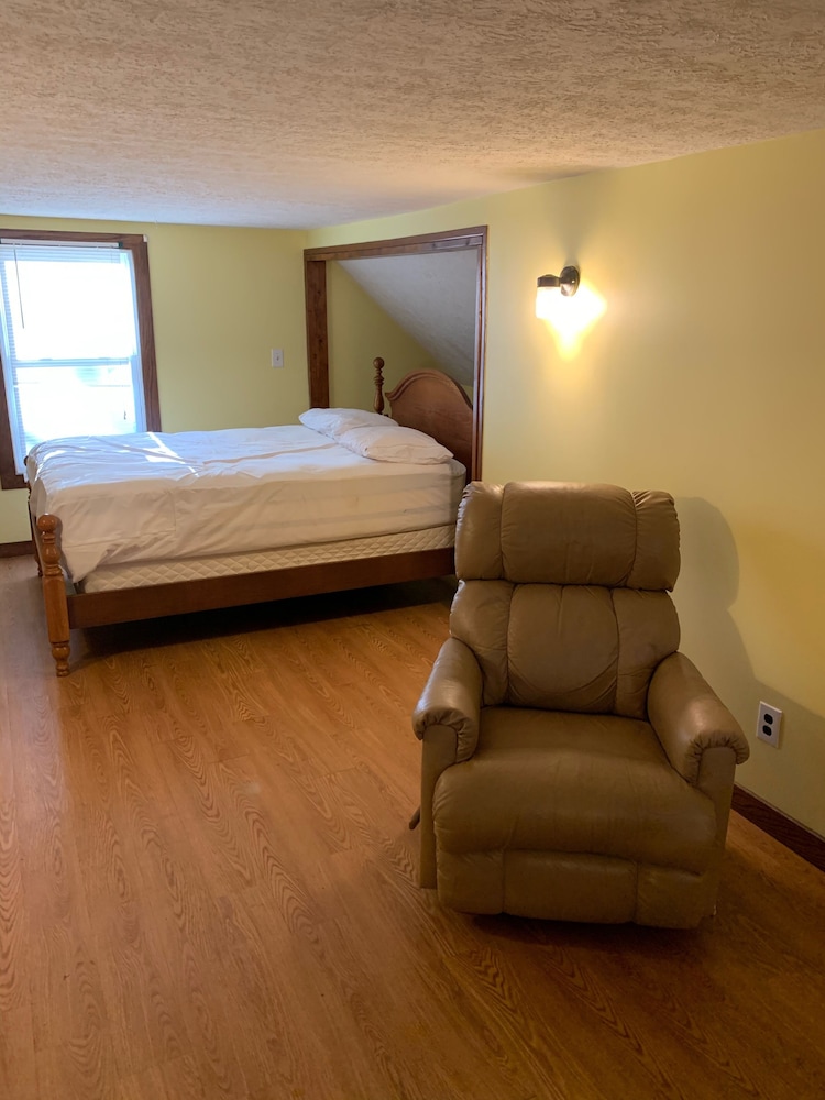 Cottage Near Caves, Wifi, Pool Table, Hot Tub, Grill, Fire Pit, Pet Friendly, Tv - 오하이오