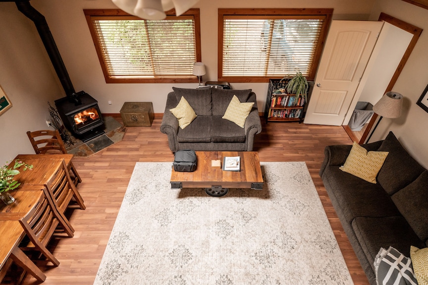 Chesterman Beach Paradise Is A Short Walk From Our Sunny Deck. Read Our Reviews! - Pacific Rim National Park Reserve - Long Beach Unit