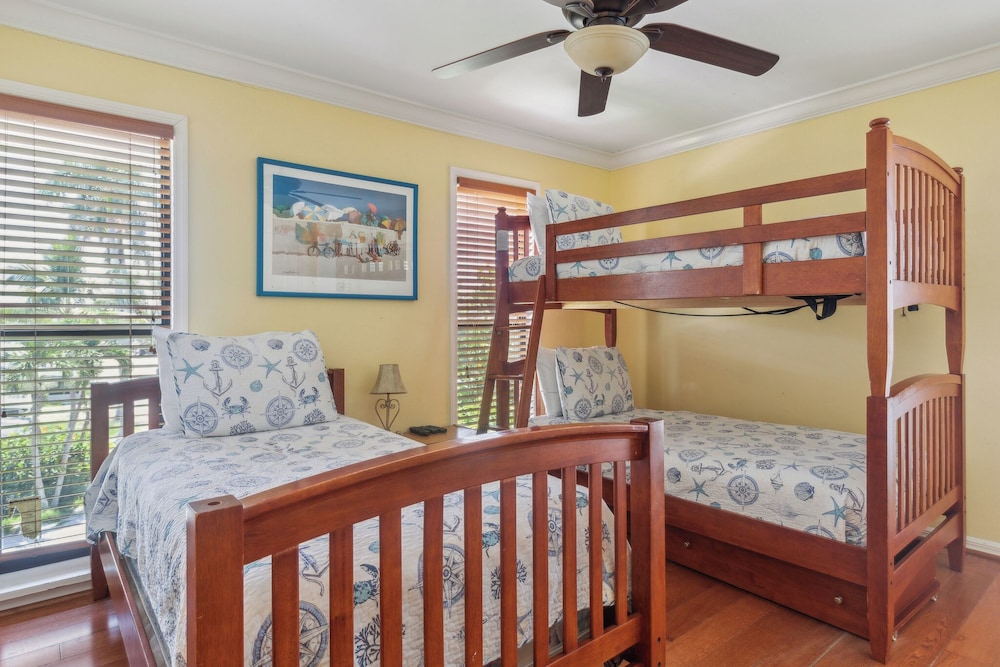 Anthony Beach Cottages - 49 Sunset Captiva - Captiva, FL