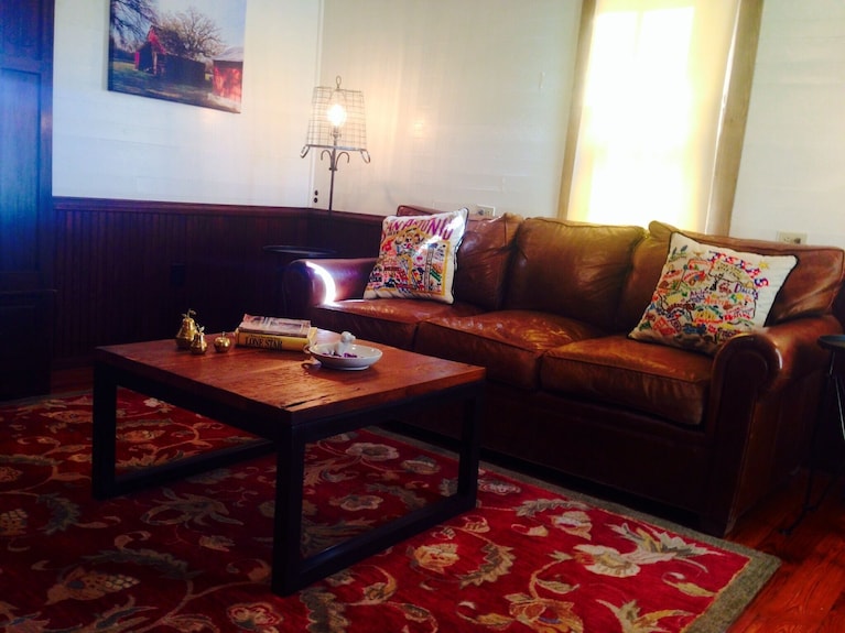 Romantic Luxury Log Cabin- Guest House *Wine And Hot Tub For 2 - Texas