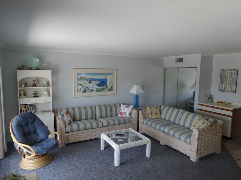 Ocean Block, Pool, Elevator, Midtown, Steps To The Beach, 2br 2b - Ocean City Beach, MD