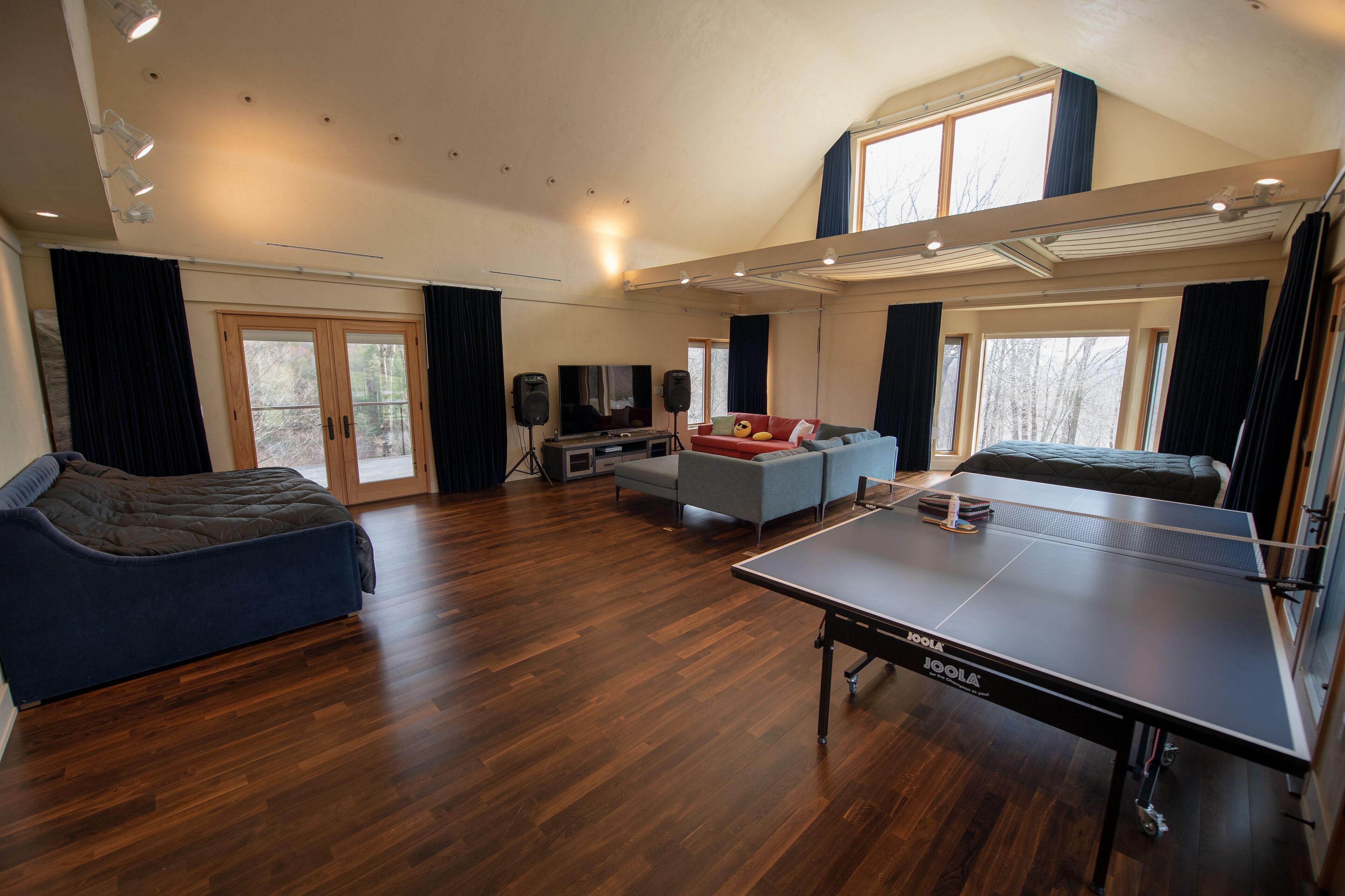 Woodstock House On 35 Private Acres Mountain Views - Woodstock, NY