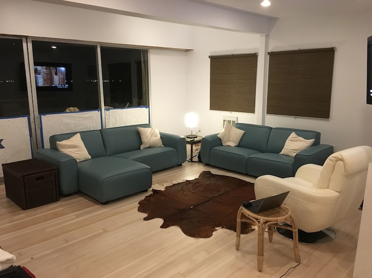 Bayfront Beach Fun! 3br/3 Ensuite + Hot Tub - Fire Island