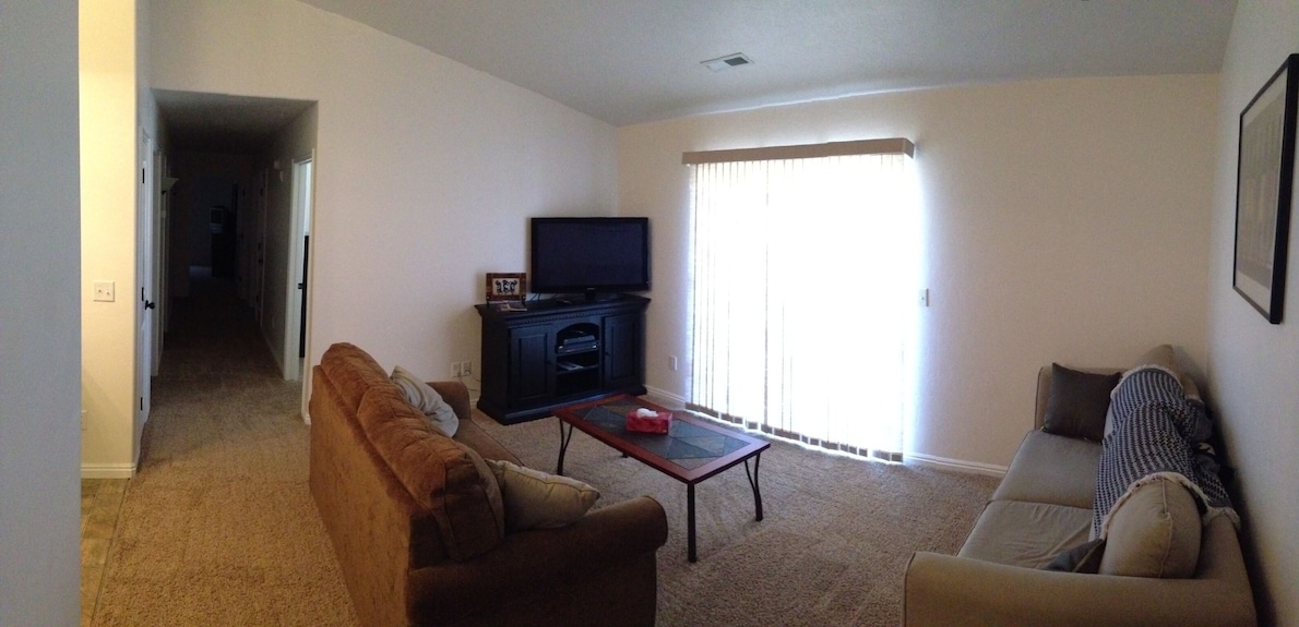 Condo Moderne Populaire, Nouvelle Piscine Et Bain à Remous, La Meilleure Valeur à Moab - Utah