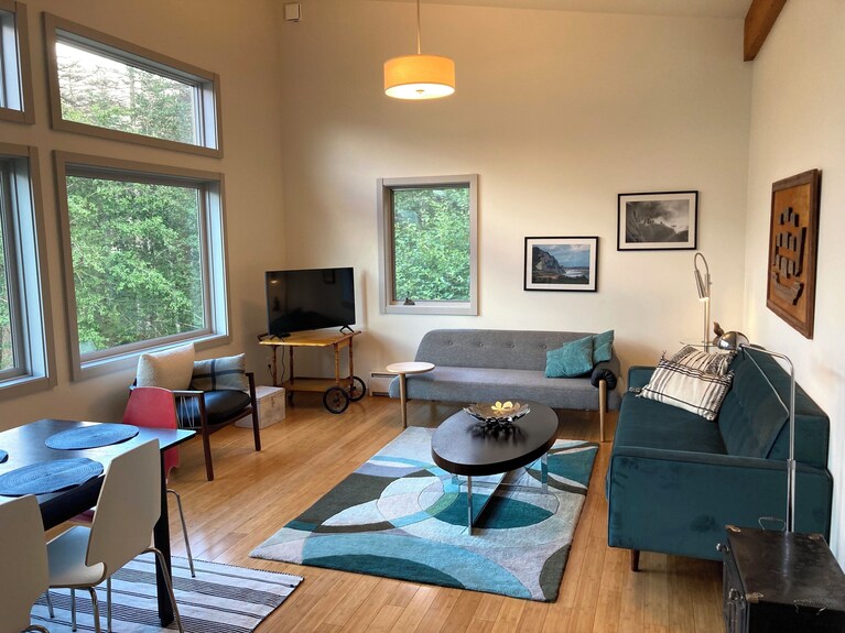 Sublime, Seleccionar, Elegante Y Simple. Deja El Desorden Detrás. - Juneau