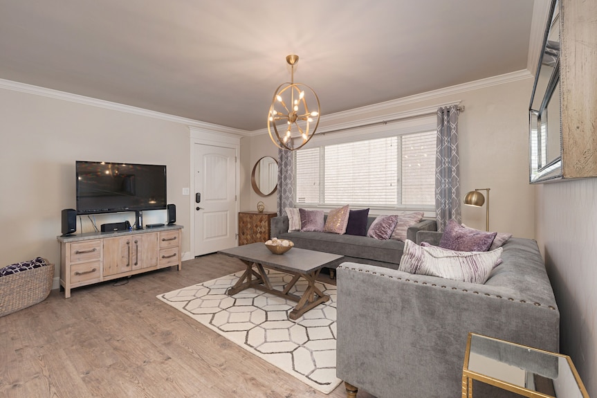 Lujoso 3-cama / 2 Baños Coastal Modern Beach Cottage-central Ac, A Pie De La Playa! - San Clemente, CA