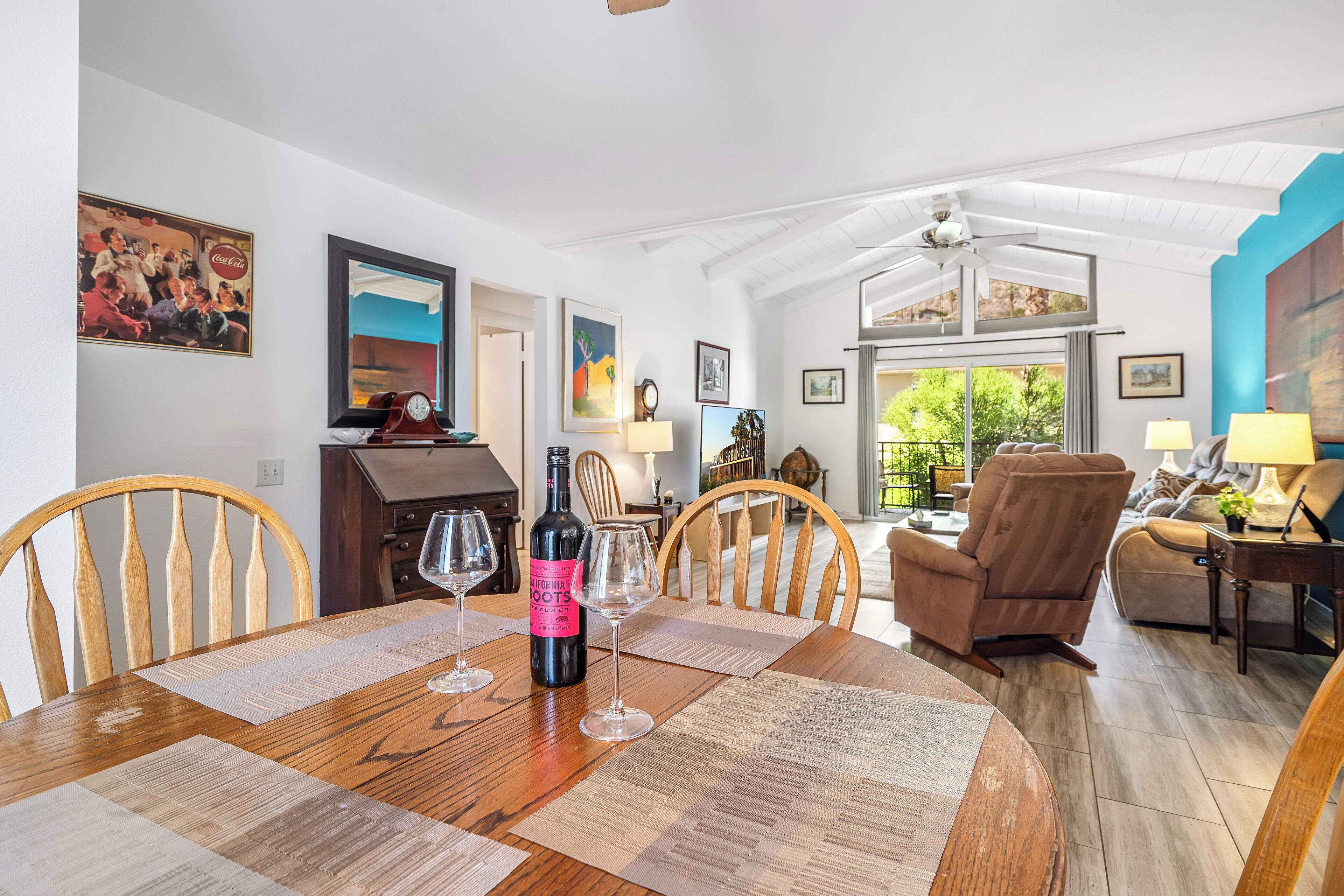 Your Quiet Palm Springs Getaway - Palm Springs, CA