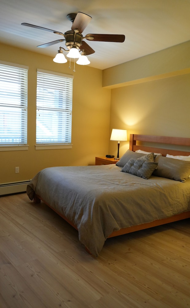 Top Floor With Beautiful Views! Great Location! New Luxurious Sleeper Sofa! - Winter Park, CO