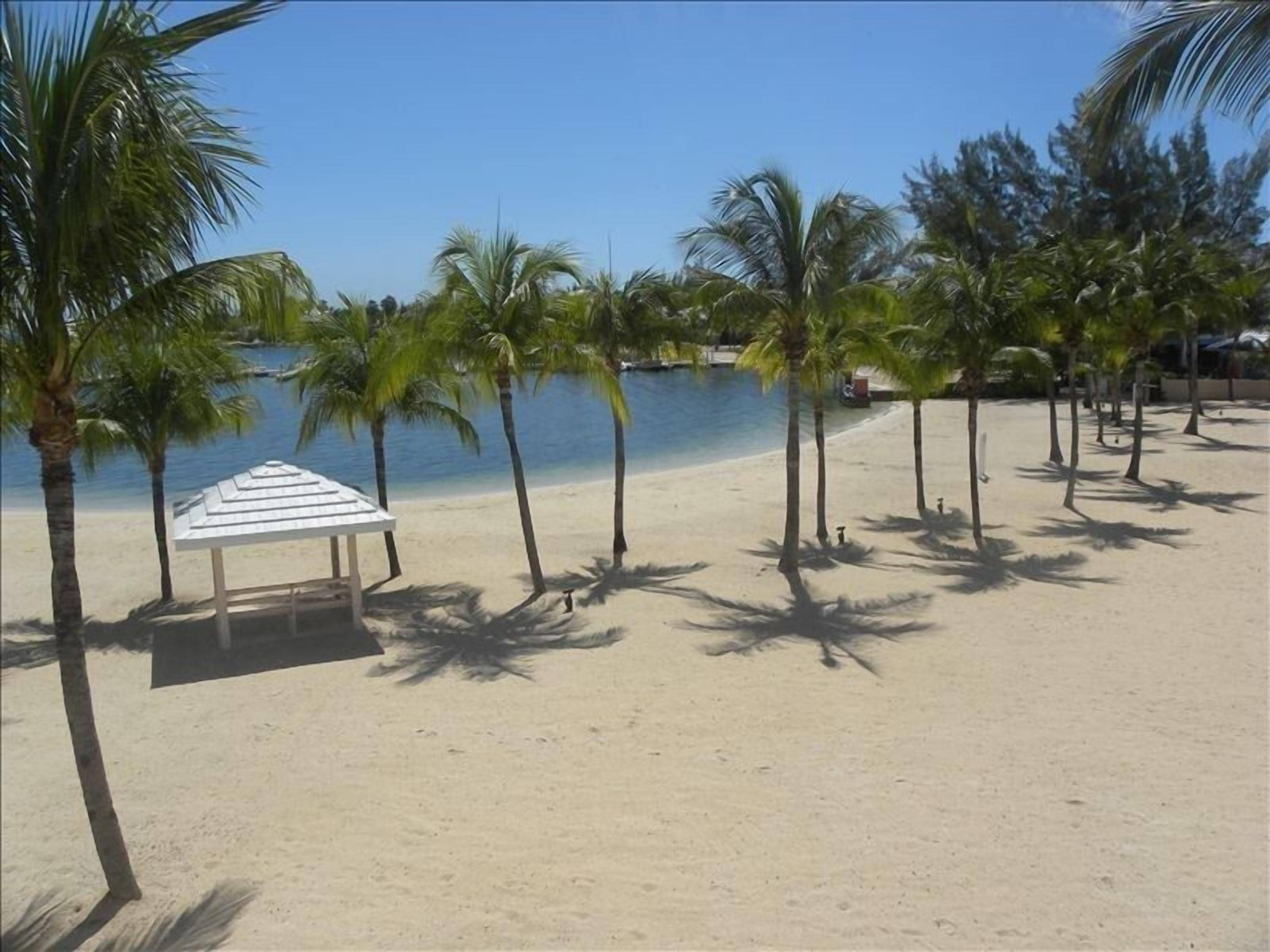 Relax in beachfront luxury at McKai Condo at Kaibo Yacht Club Phase 2 ...