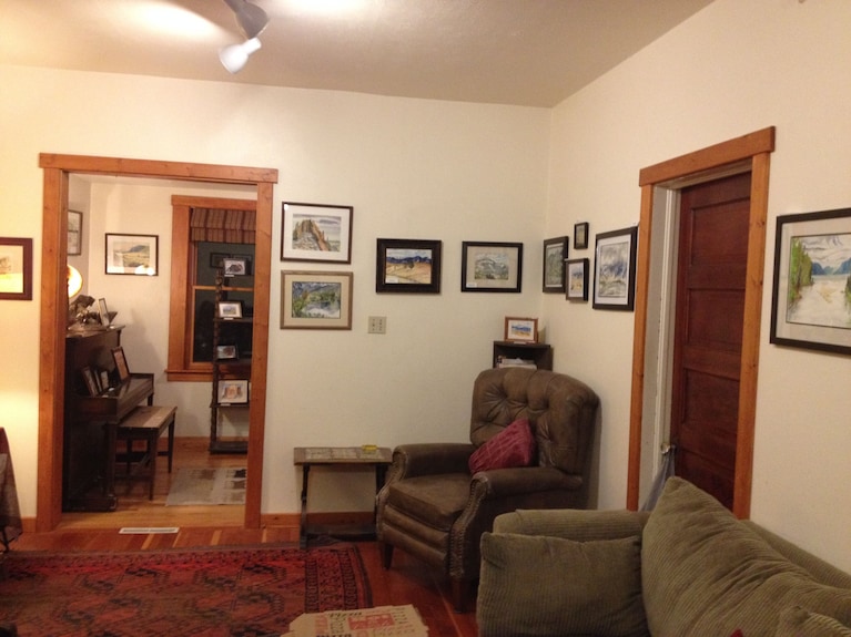 2 Bedroom, 2 Bath, 1/2 House In Wild Western Town - Wyoming